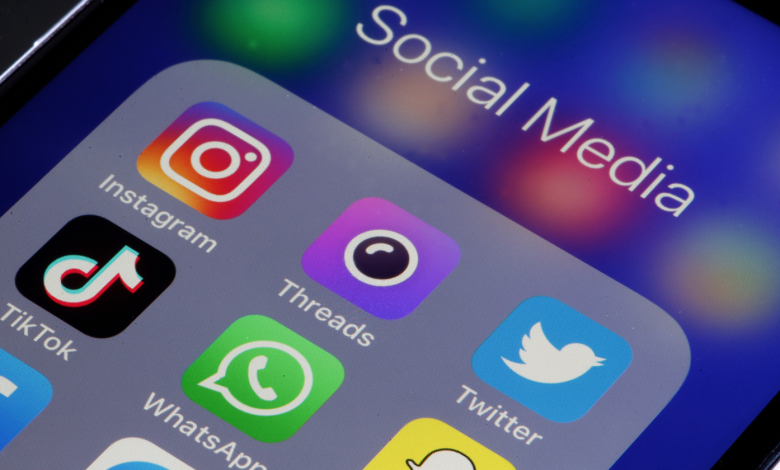 Top Trending Social Media Apps Instagram Vs Tiktok In 2020 Imc Grupo