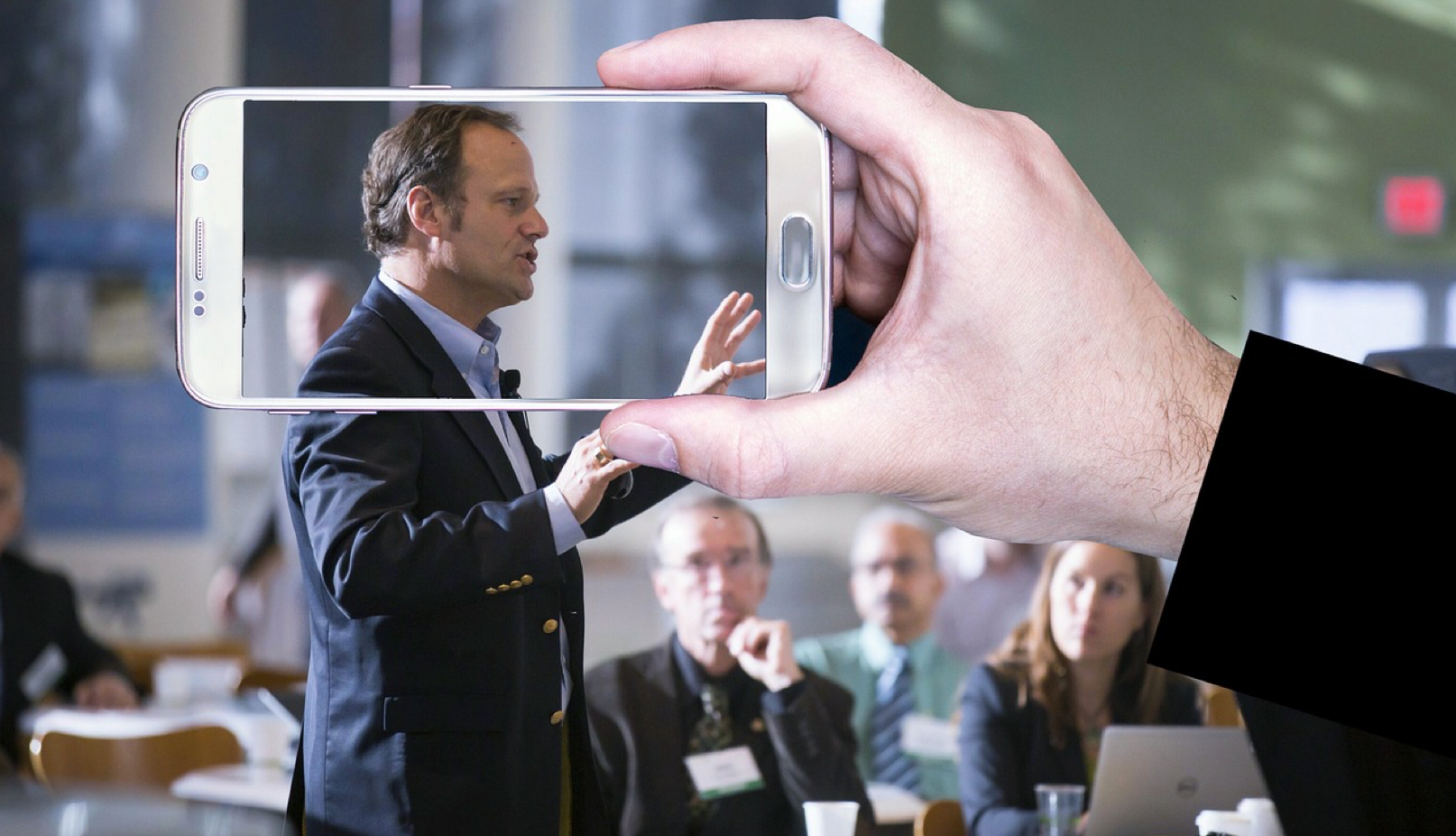 COVID-19: 5 Creative Ways to Keep in Touch With Customers Using Video ...