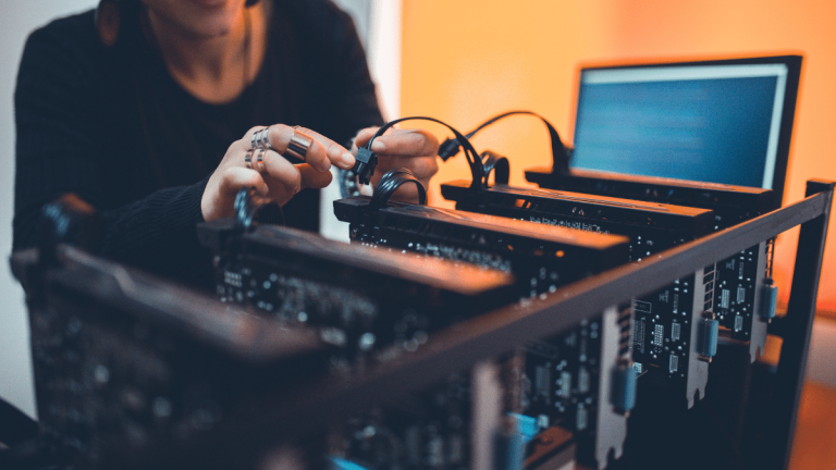 5 Best Crypto Mining Hardware - IMC Grupo