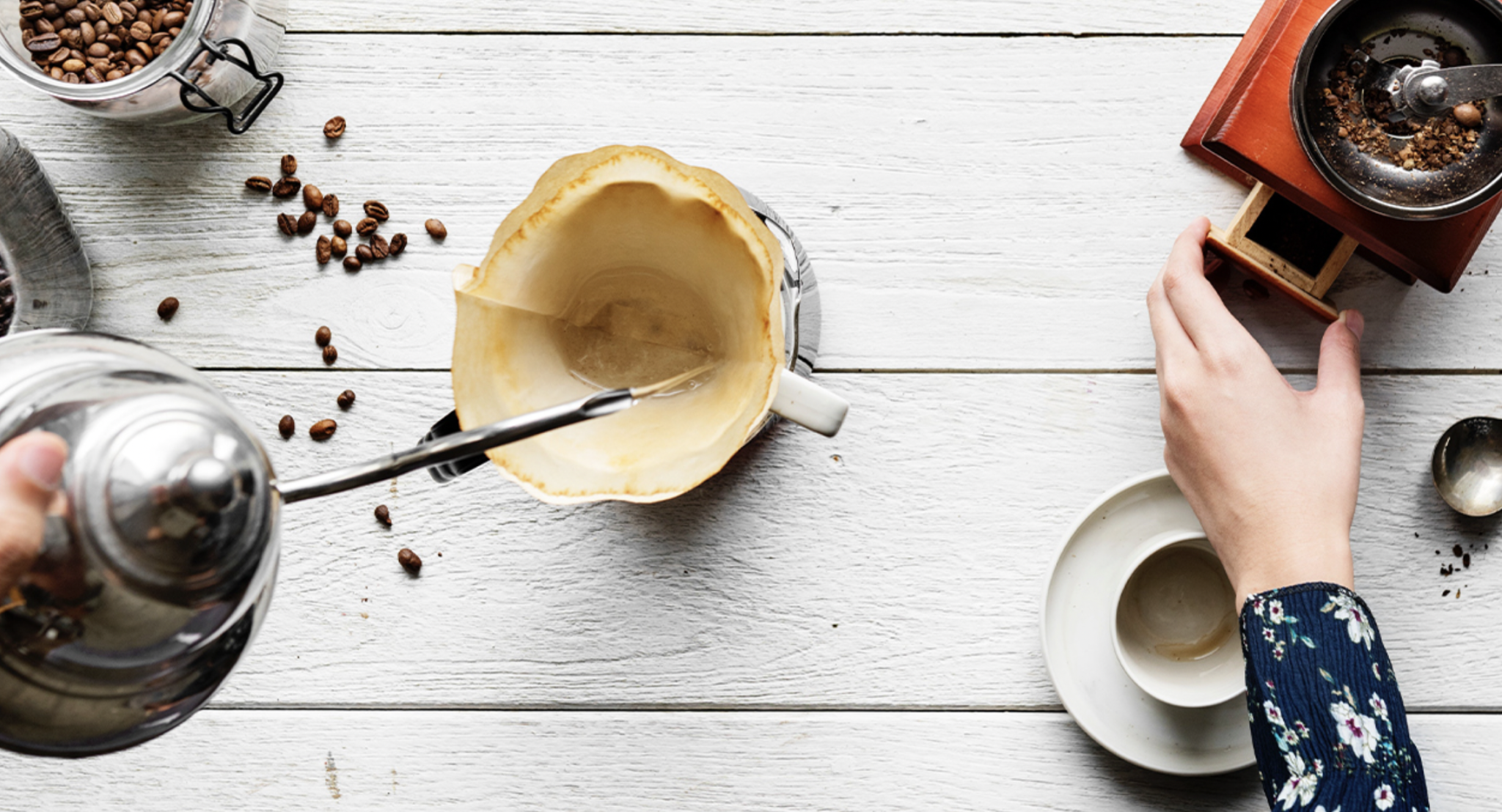 How To Make Coffee with Pictures Using a Coffee Maker? - IMC Grupo
