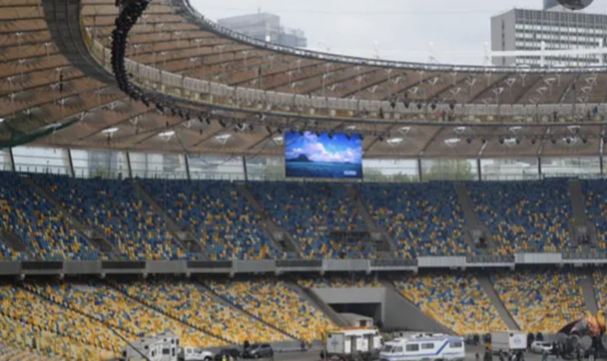 How Does Outdoor LED Display Ensure Your Enjoyment in FIFA World Cup ...